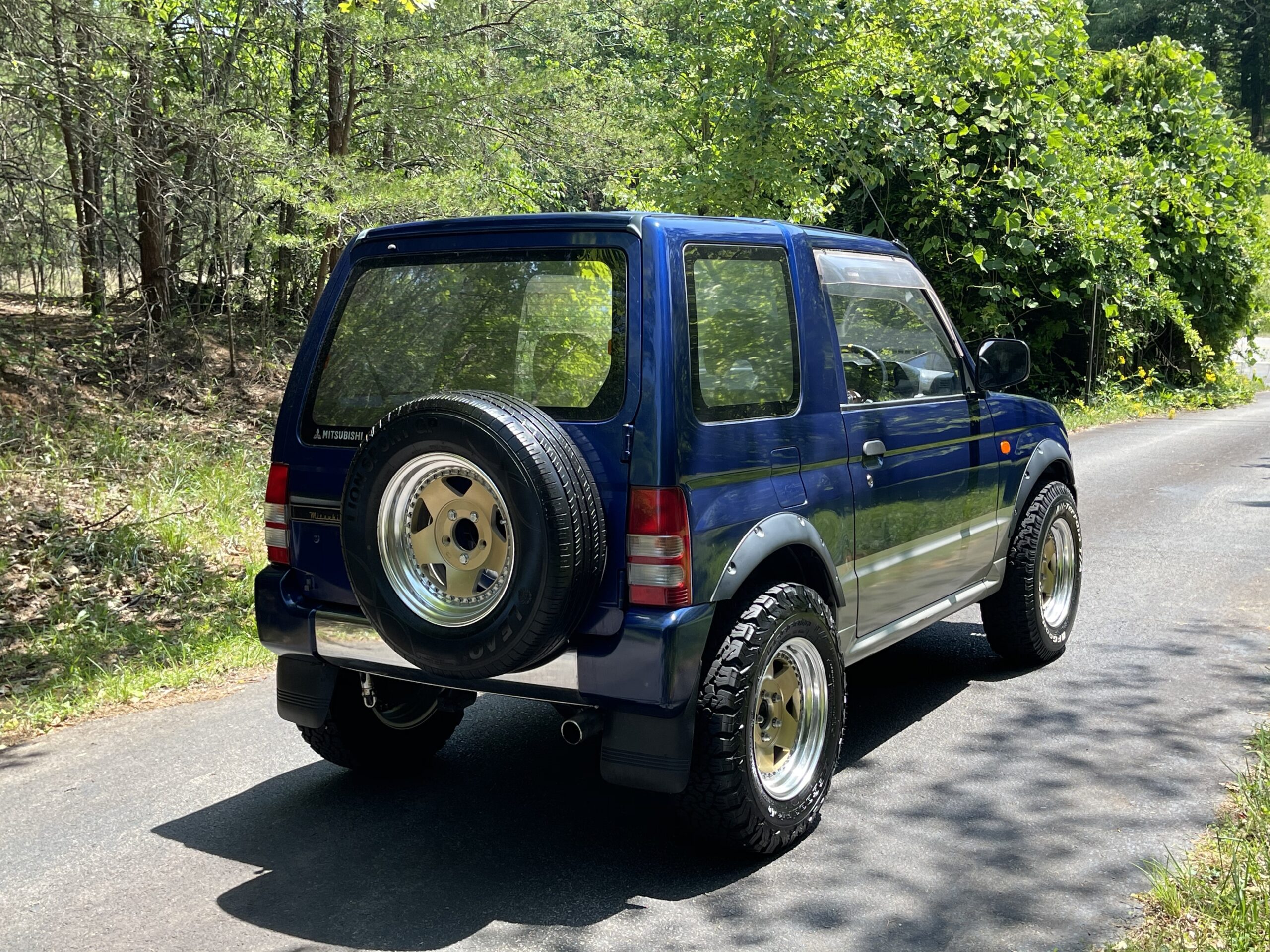 1995 Mitsubishi Pajero Mini - Hoshi Motion